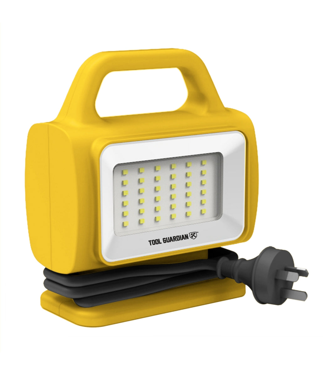 Tool Guardian 2 Way Power Block with Light/For WORKSHOPS, SHEDS AND GA ...